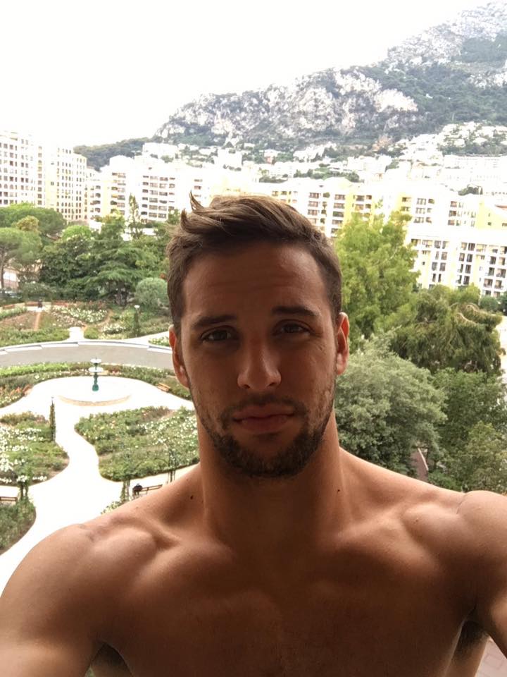Chad & Cameron oor roem, vroue en hul sekssimbool-status | rooi rose