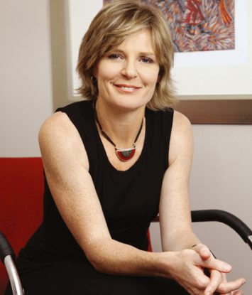 #InspirerendeVroue: Robyn Farrel | rooi rose