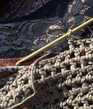Hekel goeters | rooi rose