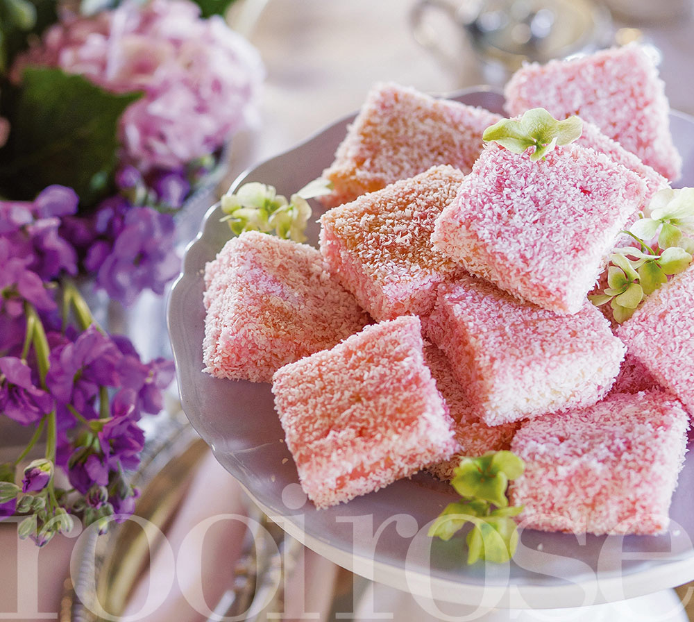 Pienk lamingtons (ystervarkies) | rooi rose